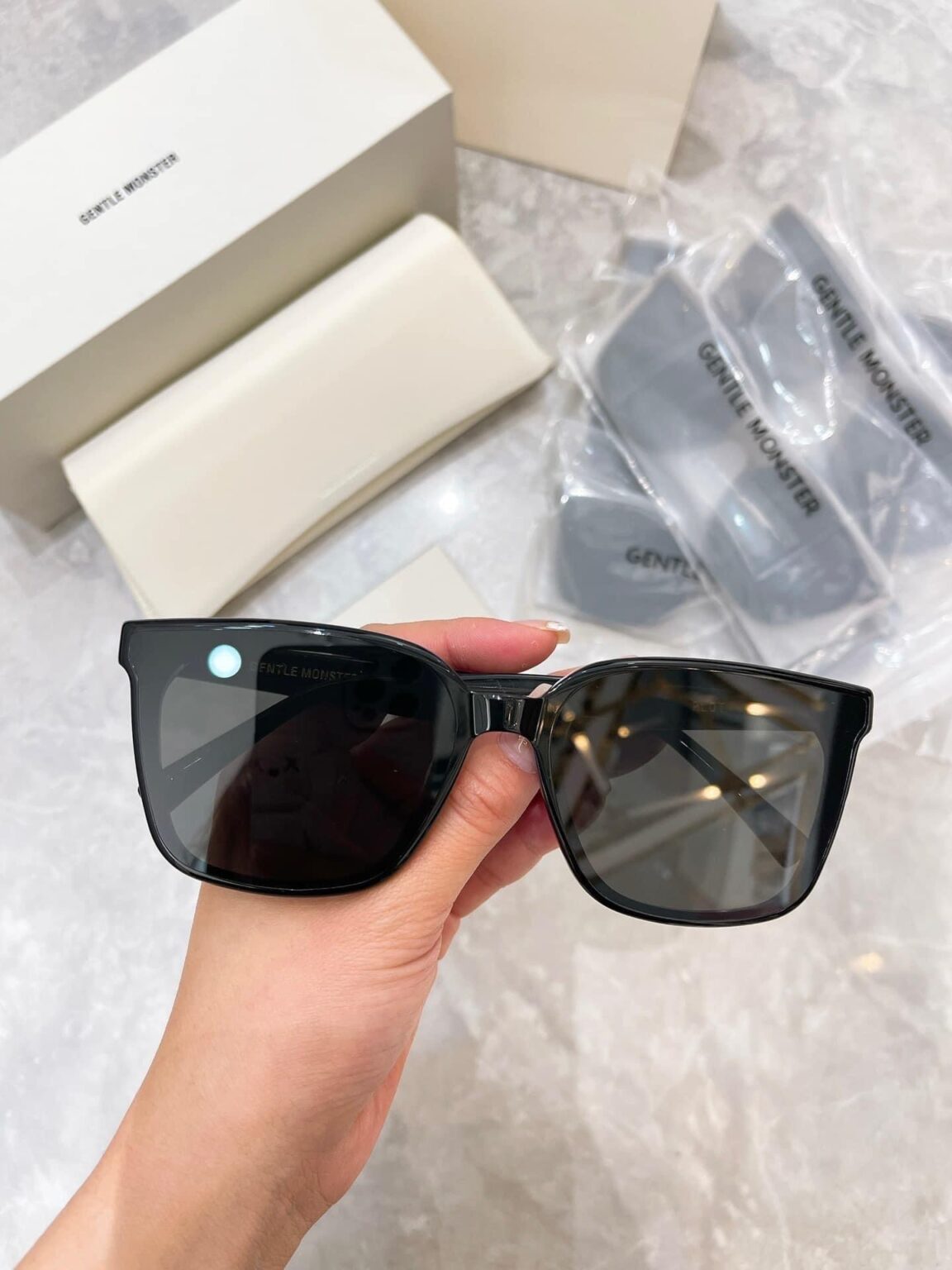 Kính GM Plot 01 – Kính Mắt Min